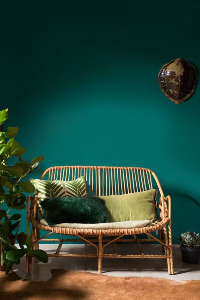tendencia deco color verde pato color pared canape ratán cojín pared ...